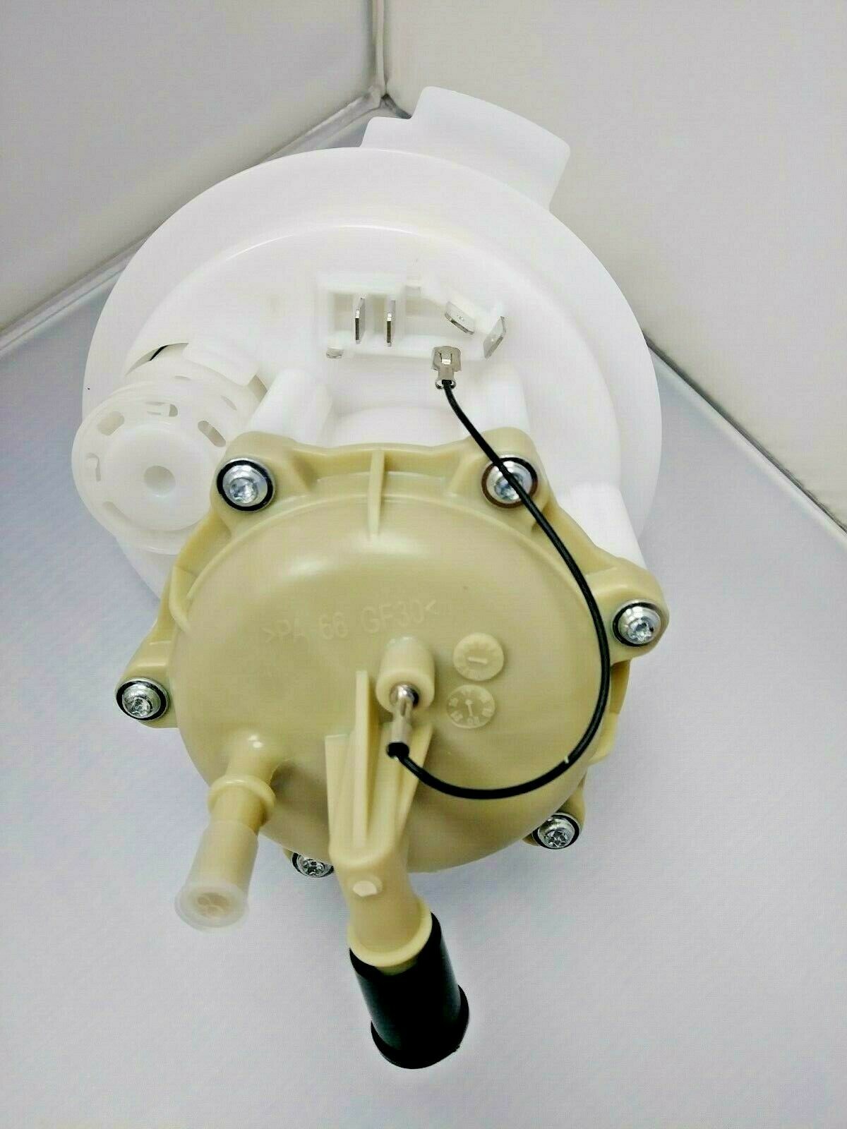 Audi 2007 - 2014 Q7 Driver Side Fuel System Filter with flange ...