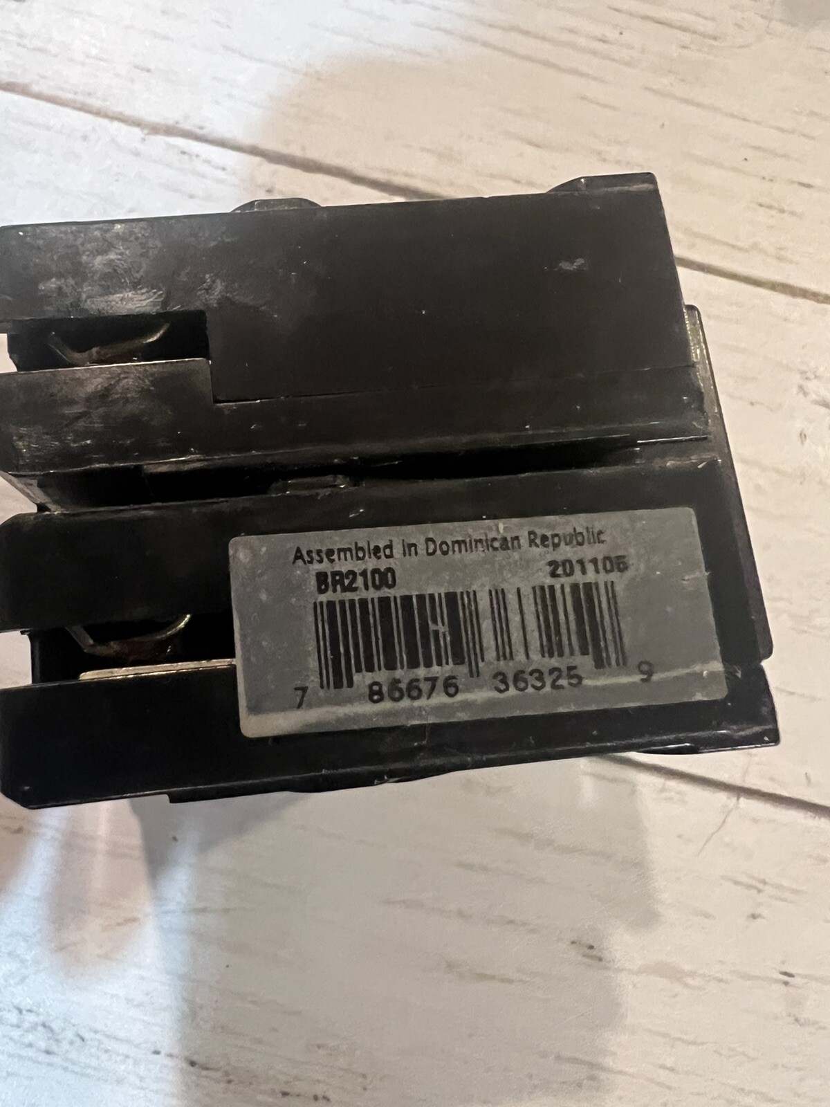 New Circuit Breaker Eaton Cutler Hammer BR2100 100 Amp 2 Pole | eBay