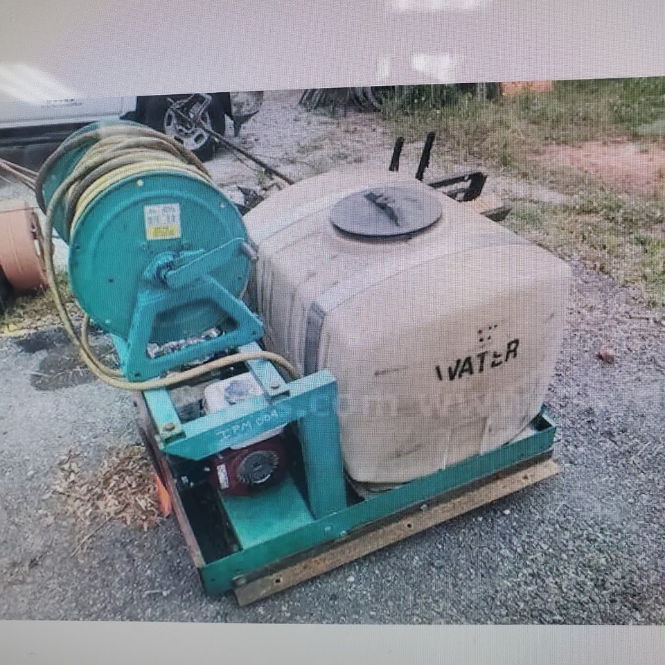 100 Gallon Water Tank Sprayer Skid | eBay