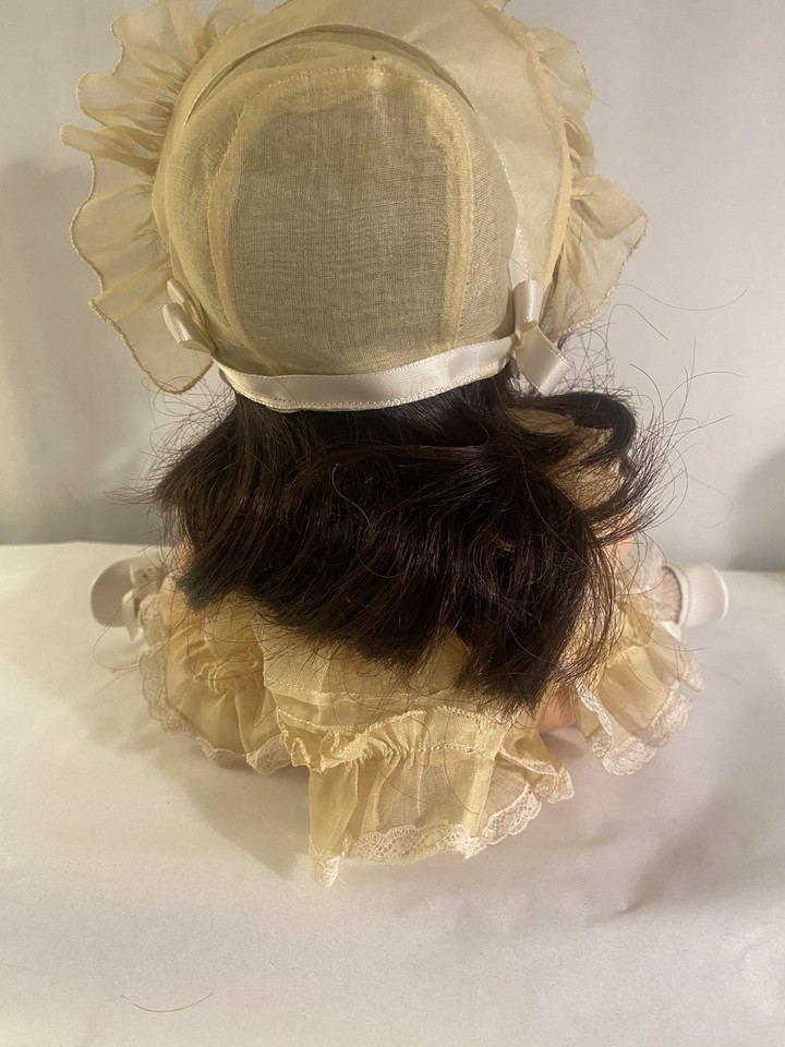 Vintage Madame Alexander - Dianne Quint - Yvonne / Composition w/ sleep ...