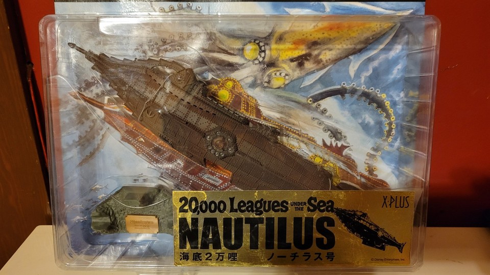X-plus Nautilus 20,000 Leagues Figure Under The Sea Disney Capitain ...
