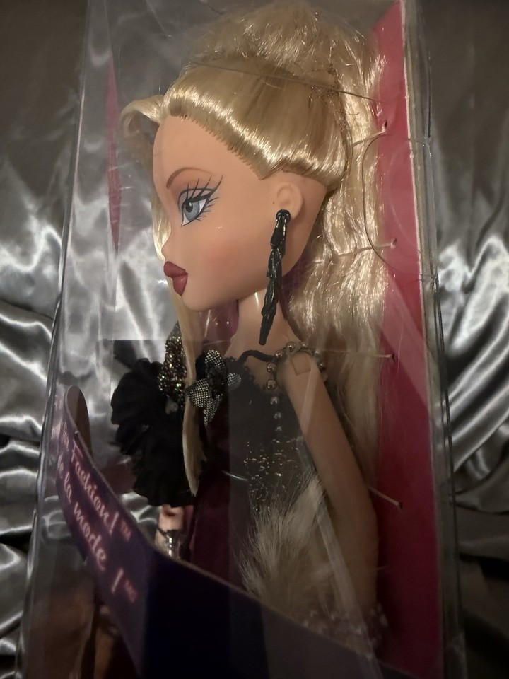 Bratz Step Out, Vintage Collectors Edition Cloe Rare | eBay