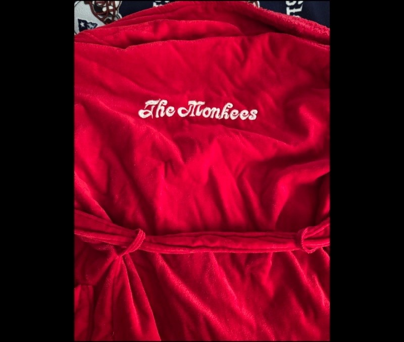 The Monkees - Terry Cloth Robe 1998 Rhino Excellent! | eBay