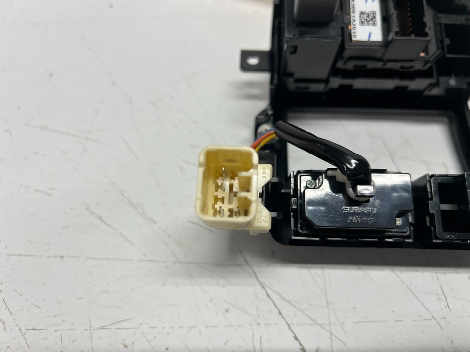 10-14 SUBARU OUTBACK-LEGACY MIRROR DIMMER & TRACTION CONTROL SWITCH ...