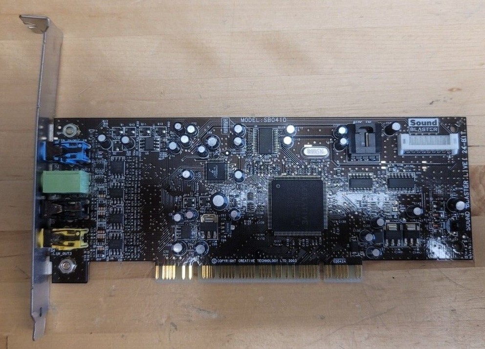 Creative Labs SB0730 Sound Blaster 7.1 Channels 24-bit 96KHz PCI PC ...