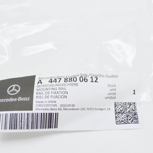 Genuine Mercedes-Benz Vito Front Left Side Bumper Bracket Mount ...