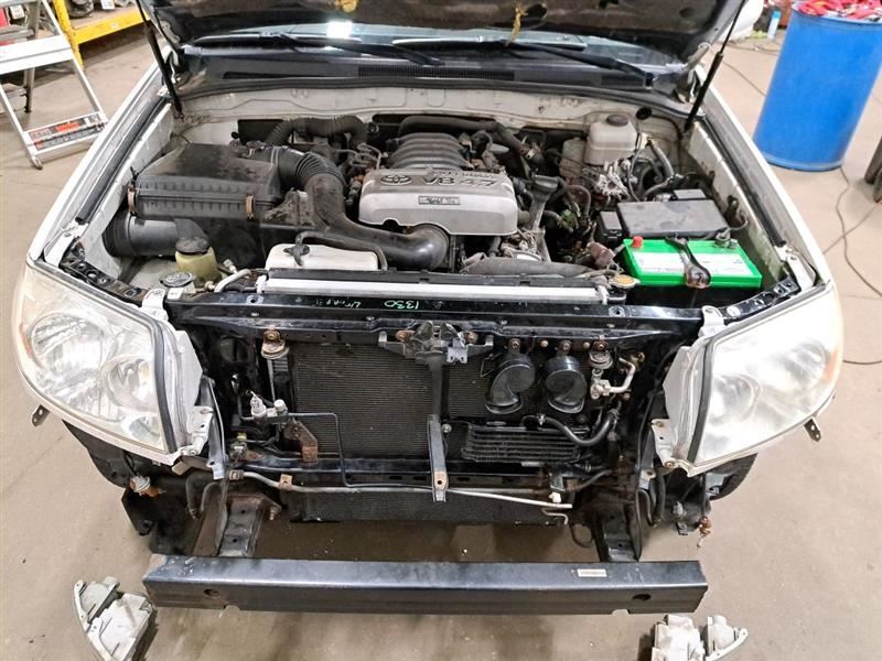 2005 4 Runner Rh Pass Side Rear Door Interior Trim Panel Black/Beige ...