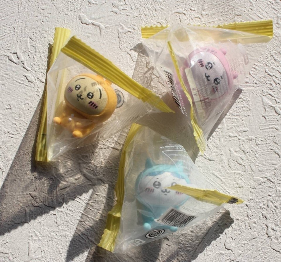 chikawa interior mini figure 2 pajamas set of 3 chikawa rabbit ...