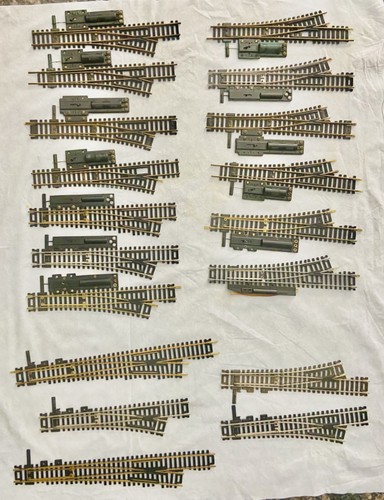 HO Scale Track Switches - Set of 18 | eBay