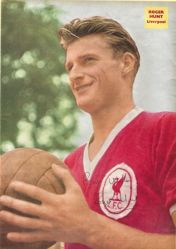 ROGER HUNT ENGLAND INT 1962-69 WORLD CUP WINNER 1966 RARE ORIGINAL ...