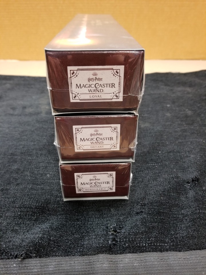 Lot 3 Brand New Sealed Harry Potter Magic Caster Wands Honourable ...
