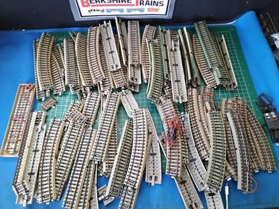 Big LOT of MARKLIN HO Scale Track Various Conditions/Types Straights ...