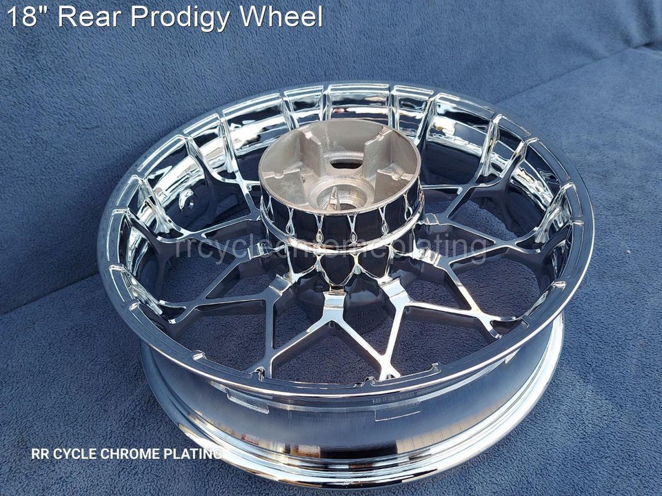 Harley Chrome 18 " Rear Prodigy Wheel 09-23 Street Glide Touring ...