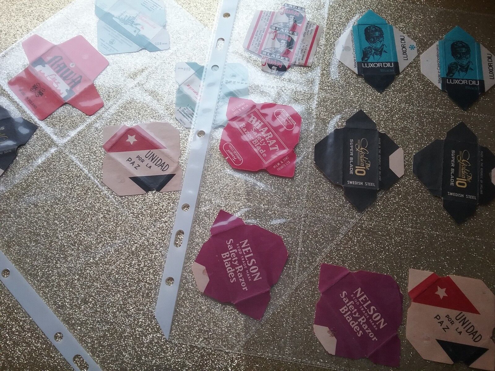 VINTAGE RAZOR BLADE LABELS - USA/POLAND/USSR/SPANISH LOT OF 14 LABELS ...