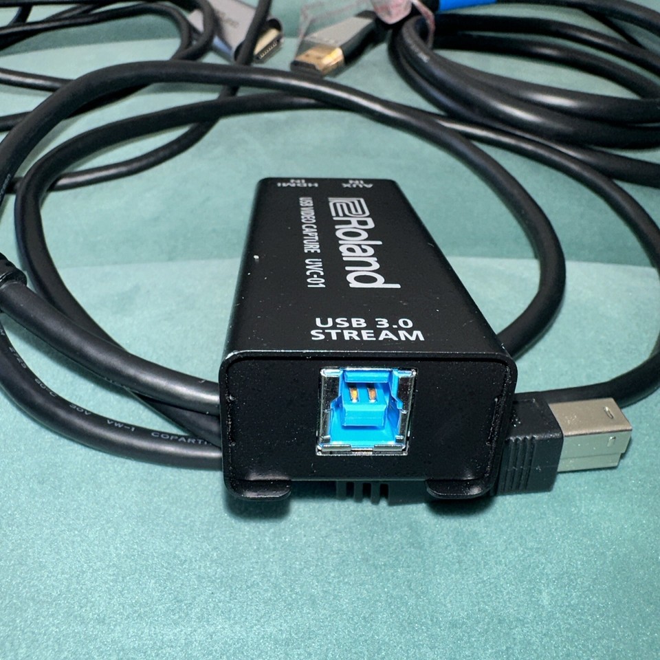 Roland UVC-01 USB Video Capture with Cables 761294518014 | eBay