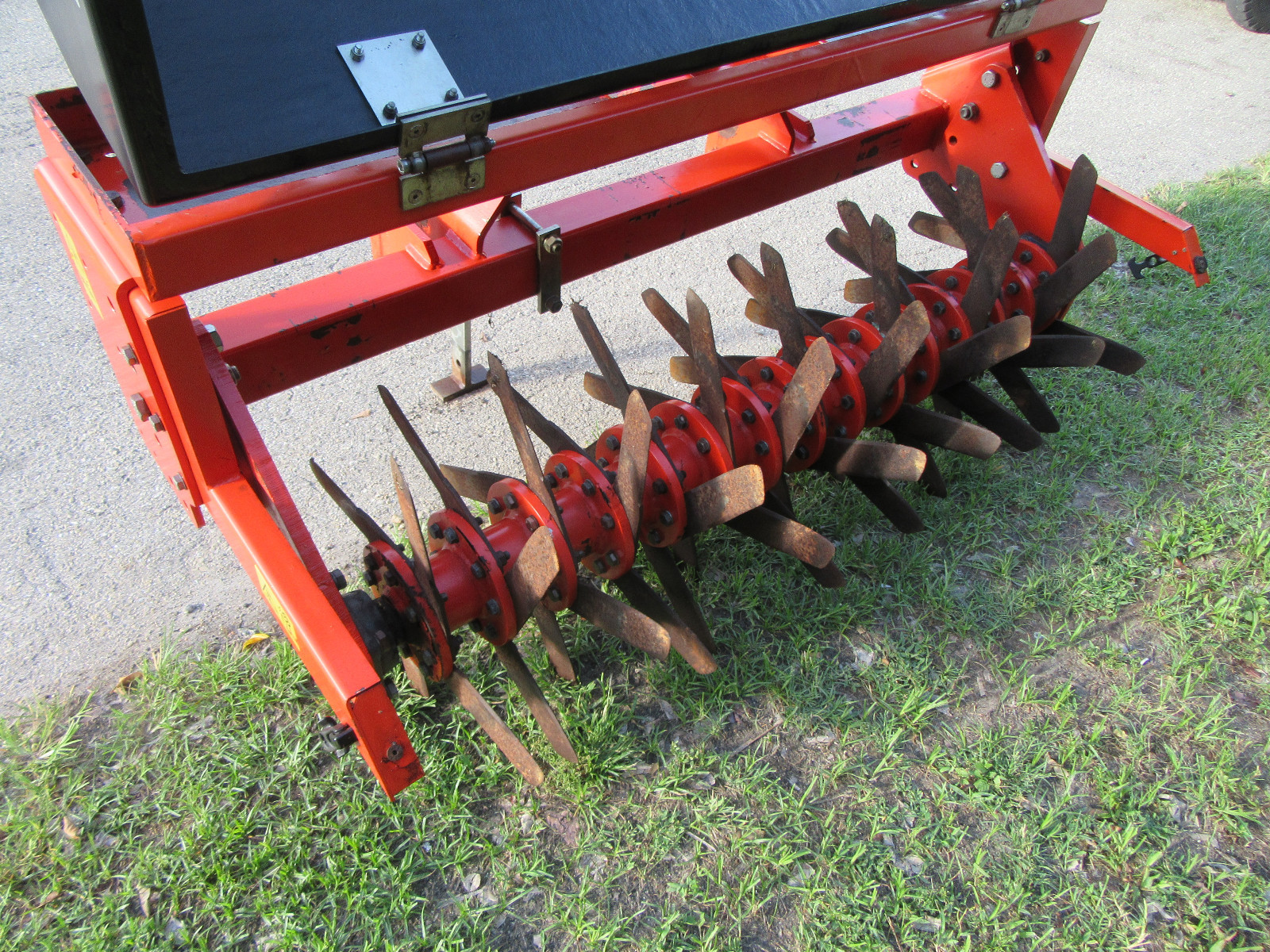 Wiedenmann Terra Combi TC 160 Deep Tine Spiking Aerator 8" deep | eBay