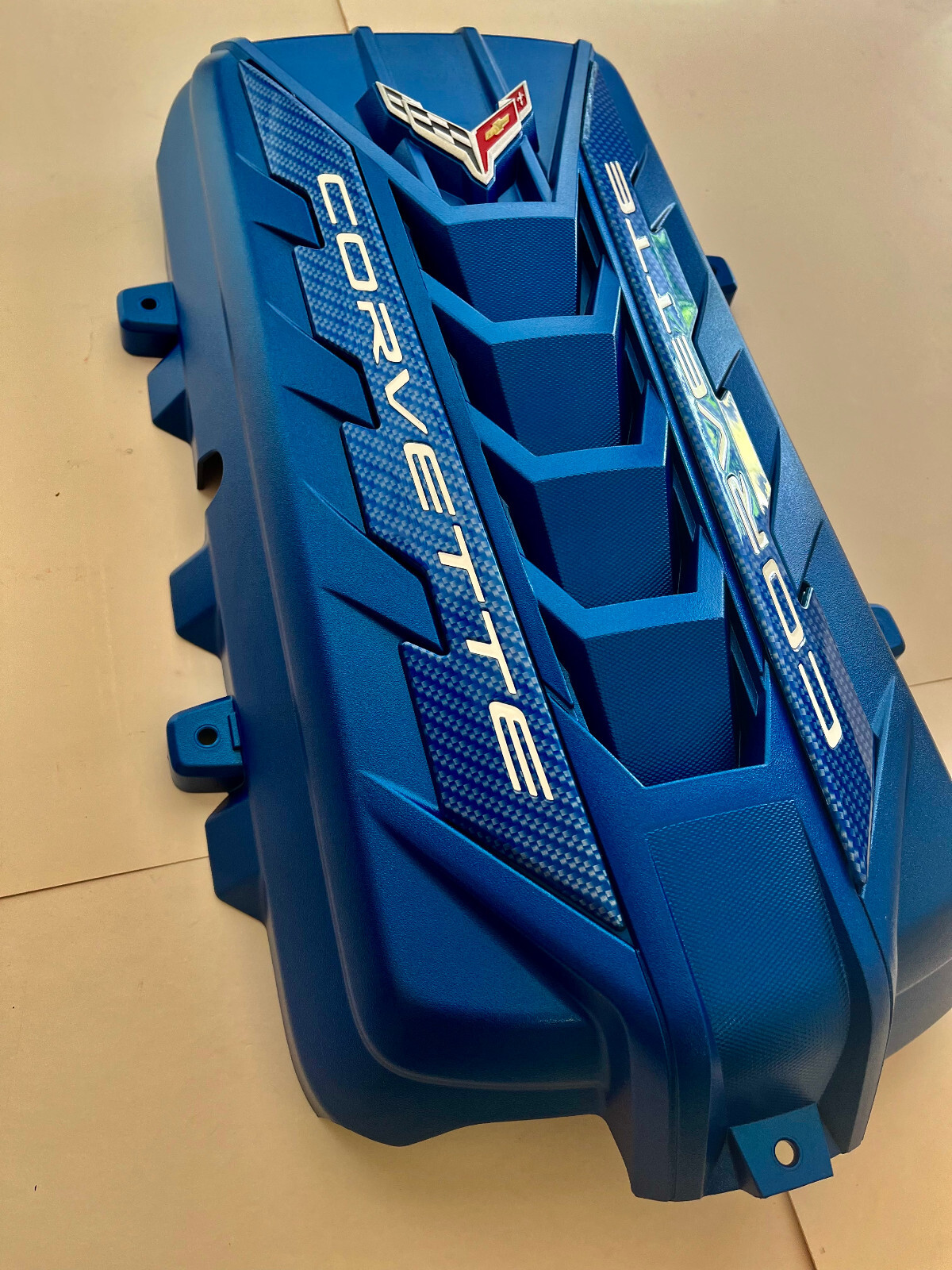 2020/26 CORVETTE ENGINE RIPTIDE BLUE CARBON FIBER RAILS SILVER EMBLEM ...