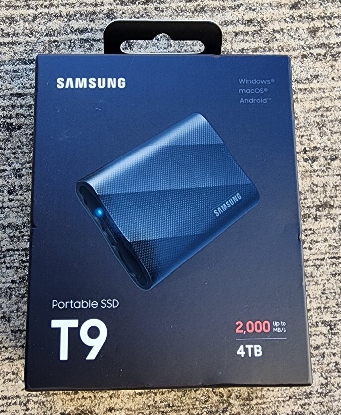 SAMSUNG T9 Portable SSD 4TB Black, Up-to 2,000MB/s, USB 3.2 Gen2, Ideal ...