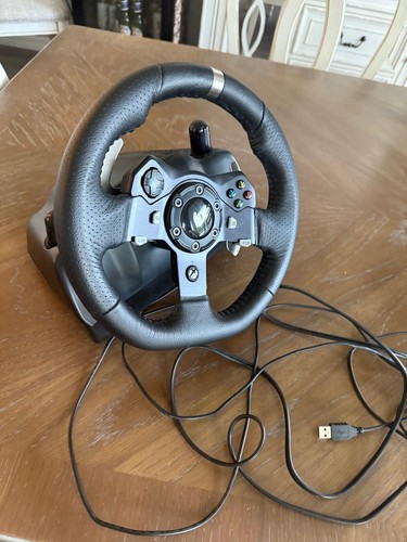 Logitech G920 Racing Wheel with Pedals, Gear Shifter and Stand (Xbox ...