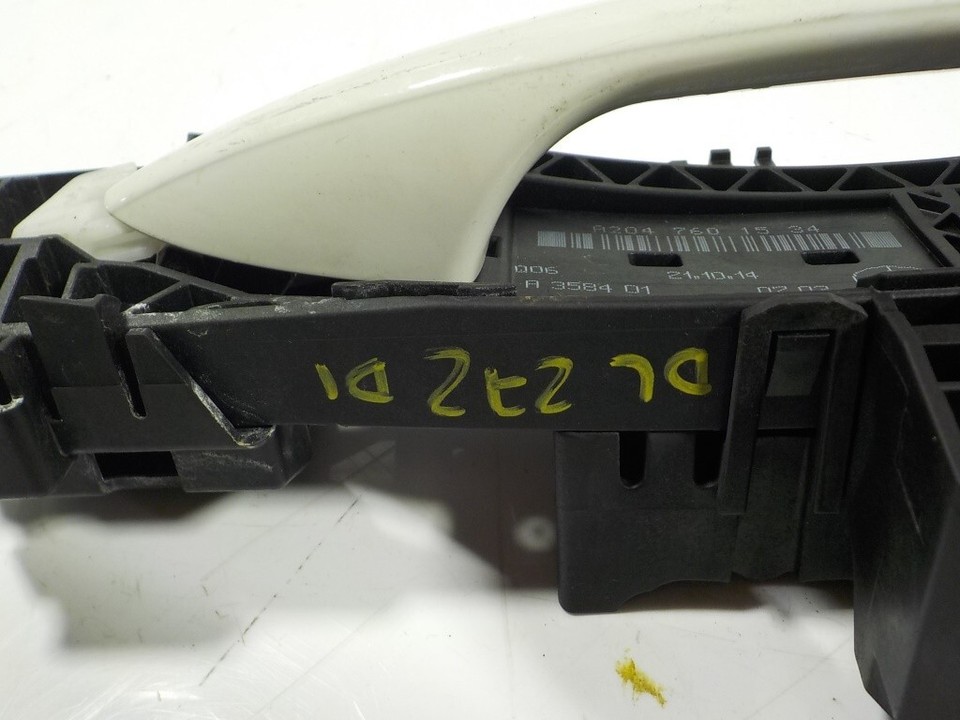 A20476001709650 EXTERIOR LEFT FRONT DOOR HANDLE / A2047602334 ...