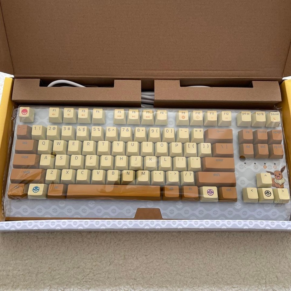 Razer x Pokémon Eevee BlackWidow TKL Keyboard Green Switch Wired Rare ...