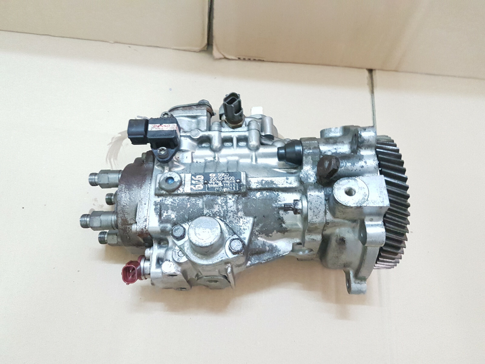 Denso Fuel Injection Pump for Hino Dutro S05D ECD V4 Pump 098000-1150 ...