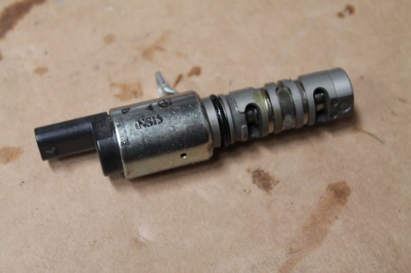 VW Polo 6C Nockenwellenverstellung Motorsteuerung Steuerventil ...