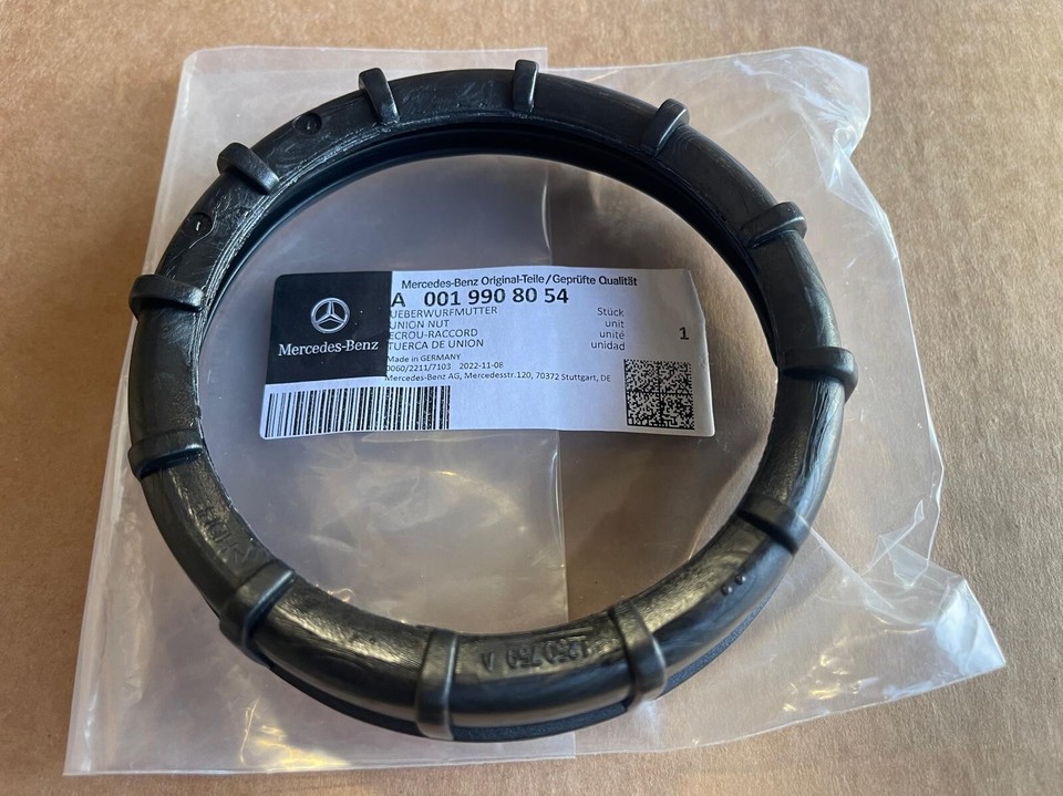 Mercedes Benz Genuine CLS550 2007-2011 Union Nut 0019908054 | eBay