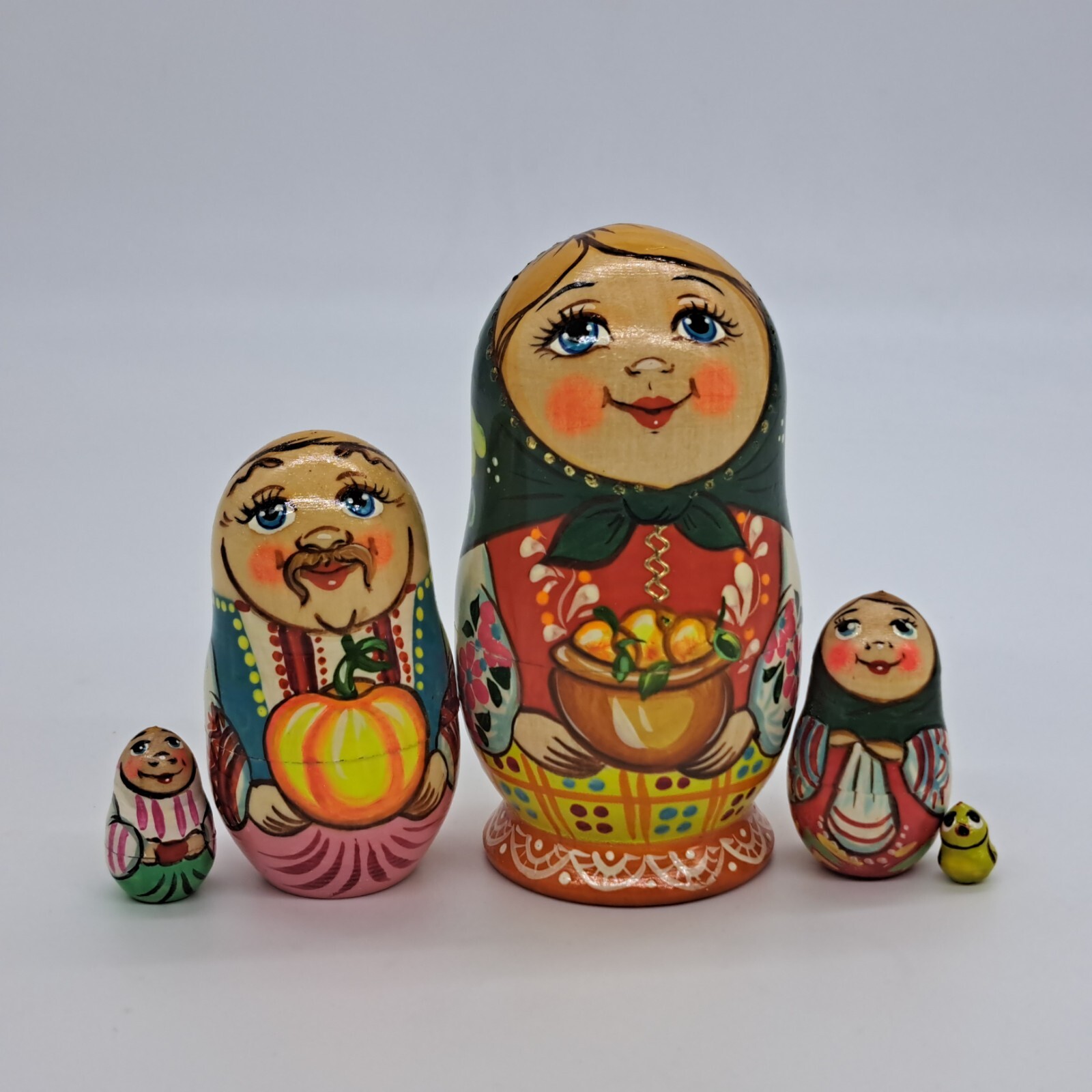 4" Ukraine nesting dolls Family matryoshka 5 in 1 Hand made Set Wooden ...