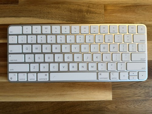 Apple Magic Keyboard - Wireless Bluetooth Lighting Port | eBay