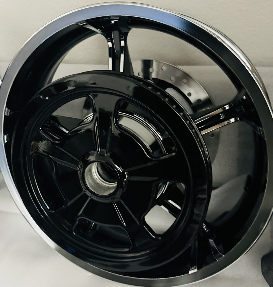HARLEY road Glide WHEELS 2024 -25 CVO LIMITED CHROME & BLACK OEM RIMS ...