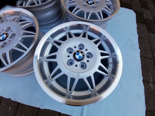 BMW E36 M3 STYLE 22 DS1 WHEELS, 7.5 x 17 INCH, RESTORED AND NEW COATED ...
