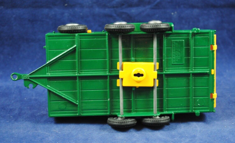 Rare Britains 1:32 Farm 9555 GREEN SALOP ANIMAL LOW-LOADER LIVESTOCK ...