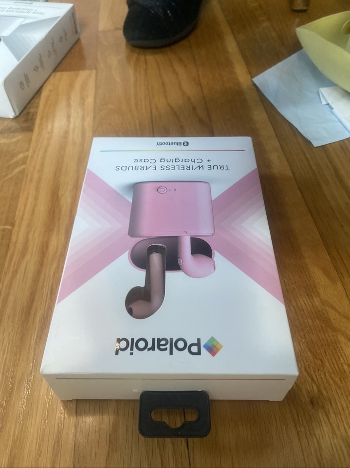 Polaroid True Wireless Bluetooth Earbuds with Charging Case P 12-13 ...