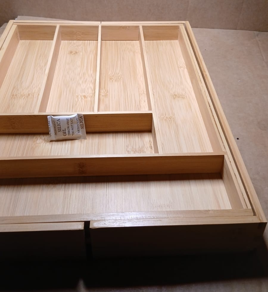 Harcas Bamboo Cutlery Tray. 6-8 Compartment Utensil Holder for Kitchen ...