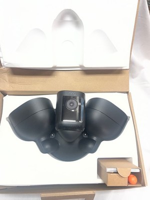 Ring Floodlight Cam Wired Pro with Bird’s Eye View and 3D Motion ...