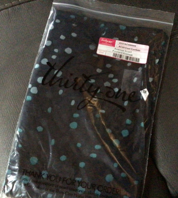 Thirty-One Avenue Scarf in Cool Confetti - NEW- Last one in stock! | eBay