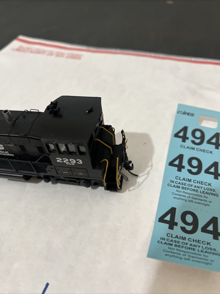 Athearn 3904 SW1500 Switcher Norfolk Southern #2293 N&W HO Train Engine ...