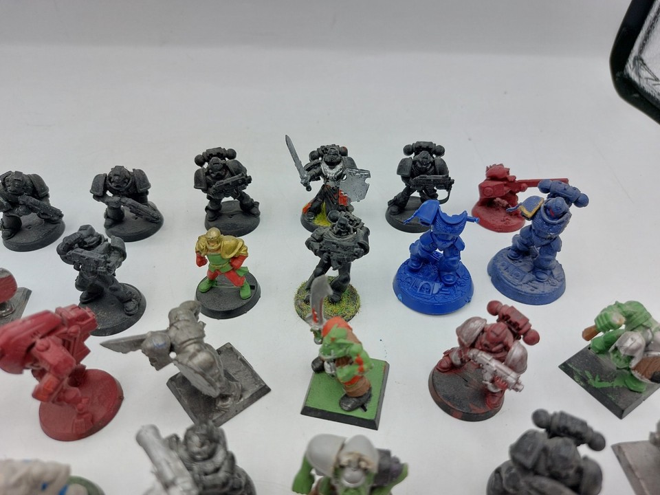 Bundle 25+ Warhammer Table Top figures inc Black Templars & Goblins ...