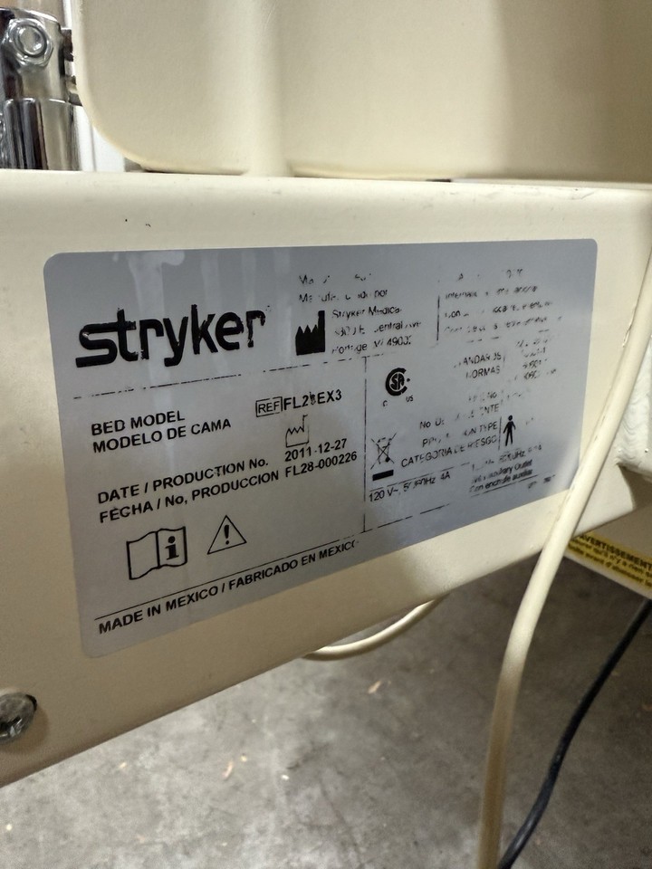 Stryker GoBed II FL28EX3 Hospital Bed Go Bed Chaperone with Zone ...