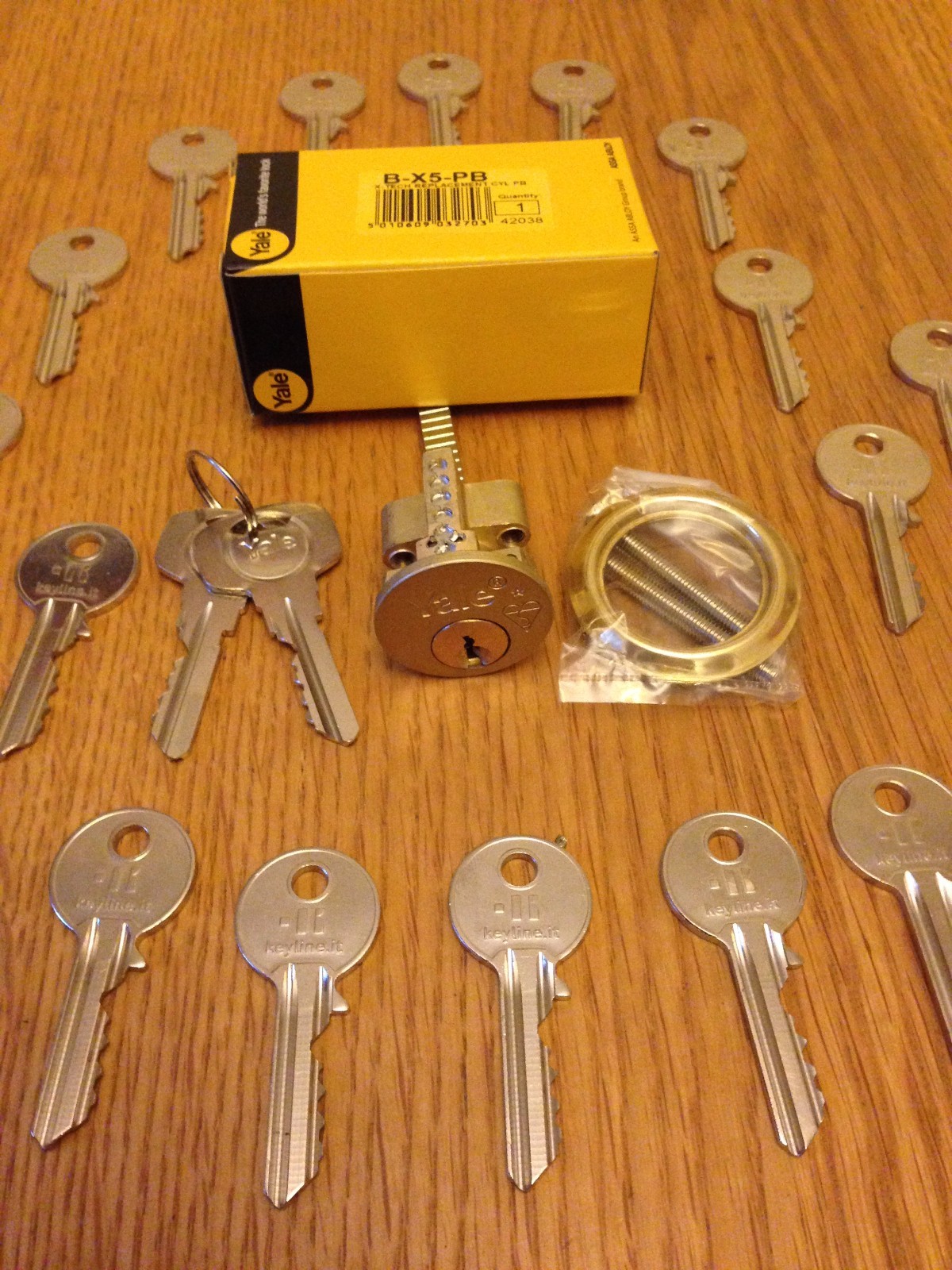Yale ERA 6 Pin Rim Cylinder Brass Chrome Satin Lock Door 30 Keys BS3621 ...