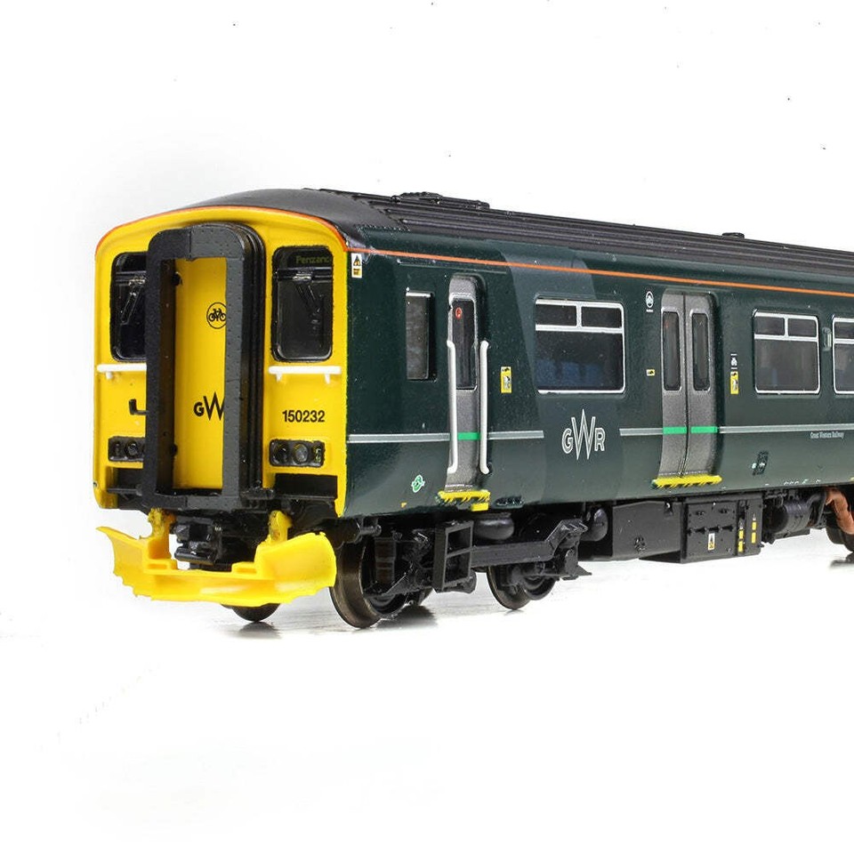 Graham Farish 371-337 N Gauge Class 150/2 2-Car DMU 150232 GWR Green ...