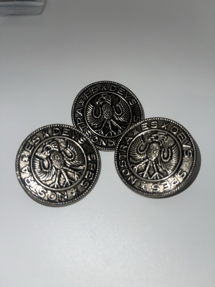 3-Three-Legged Heraldic Eagle Metal Shank Button Latin Motto Es Deus ...