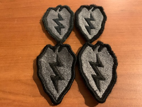 Four (4) Vintage U. S. Army 25th Infantry Division Subdued Hook/Loop Patches | eBay
