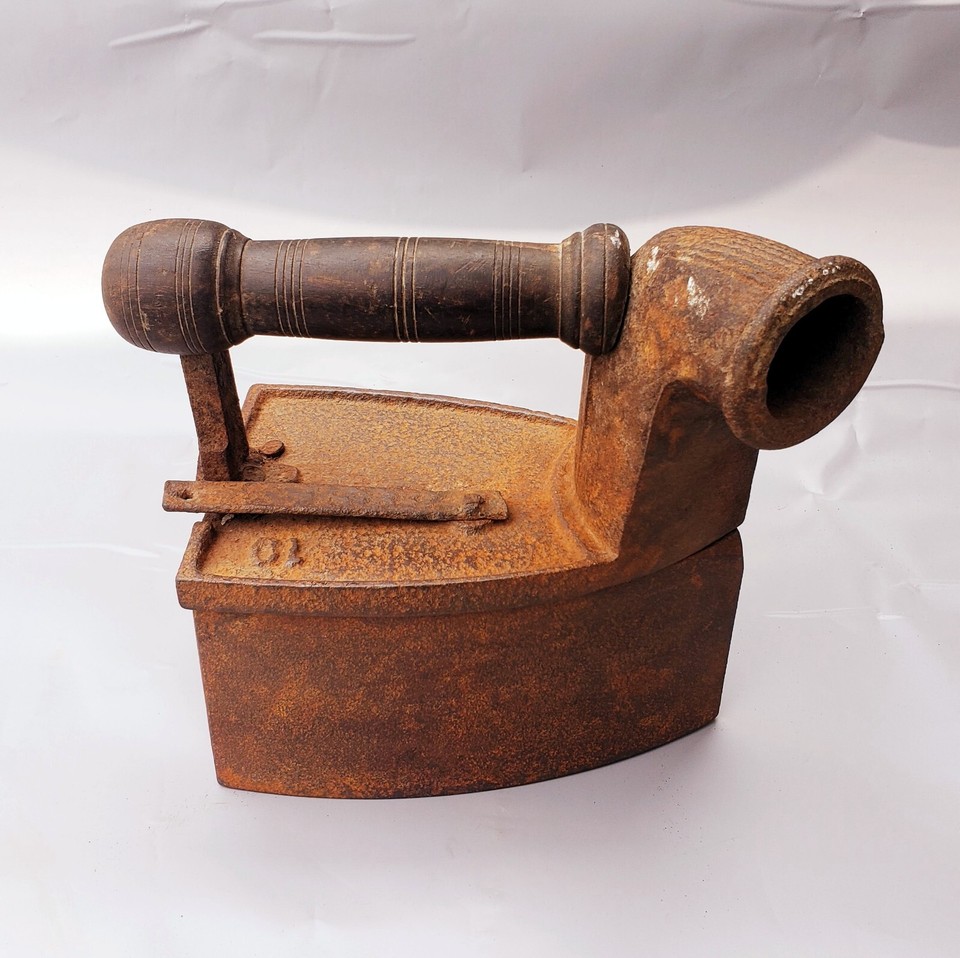 8" Vintage Coal iron with Wooden Handle Rare Antique Iron with coal ...
