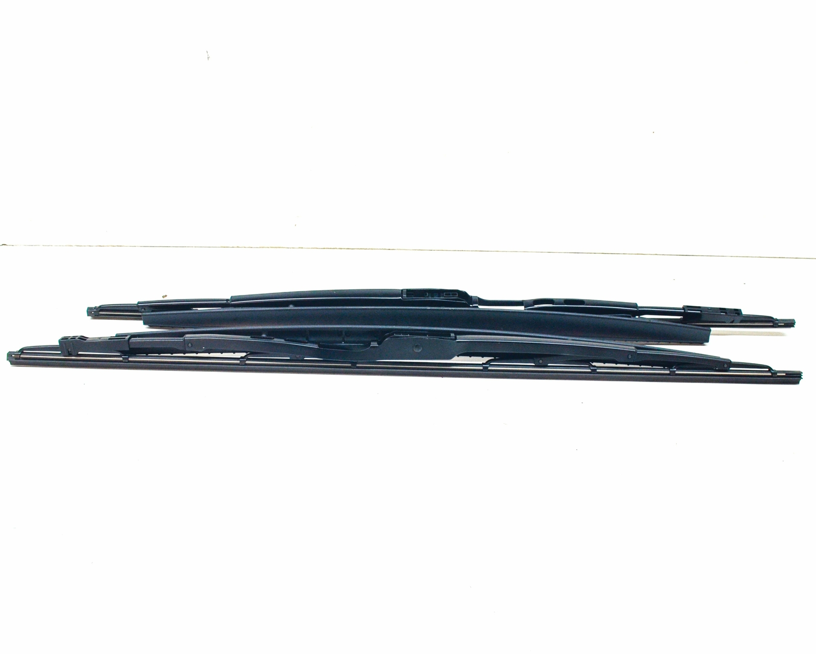 BMW 7 E65 E66 Front Windshield Wiper Blade Set 61610442837 0442837 New ...