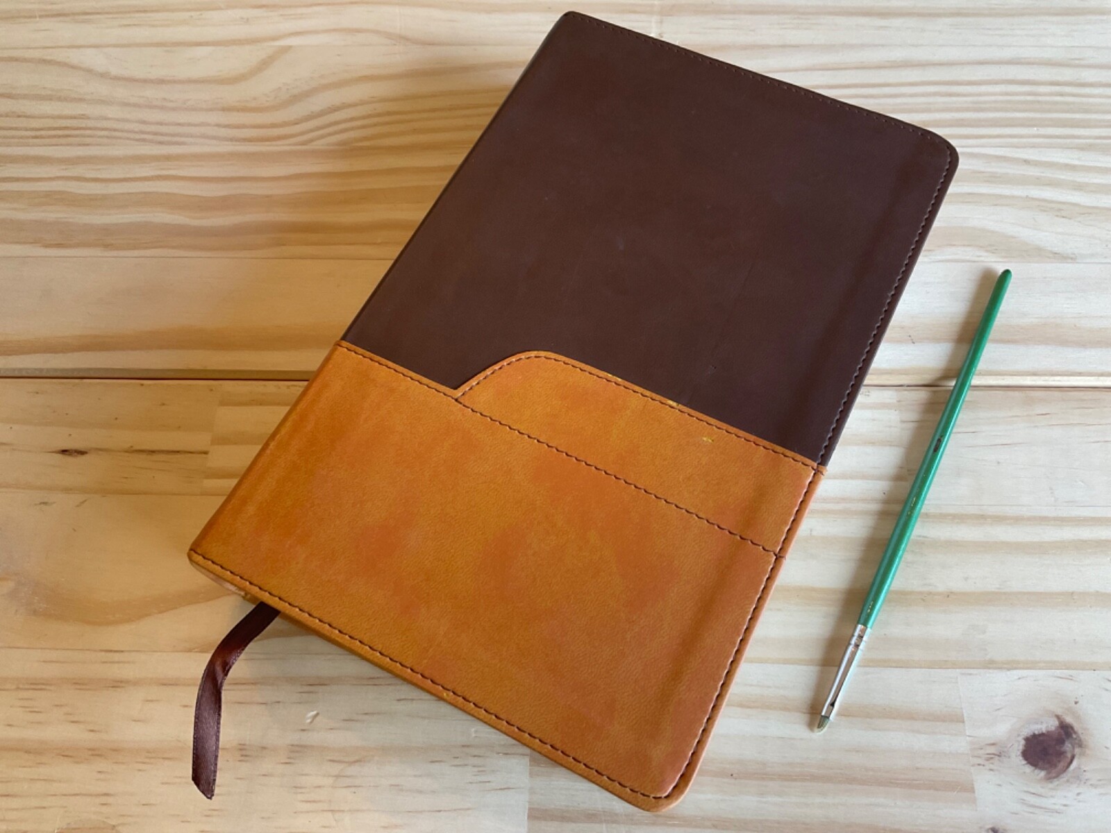 NIV Large Print Single Column Bible 2009 Brown Tan 1984 Text | eBay