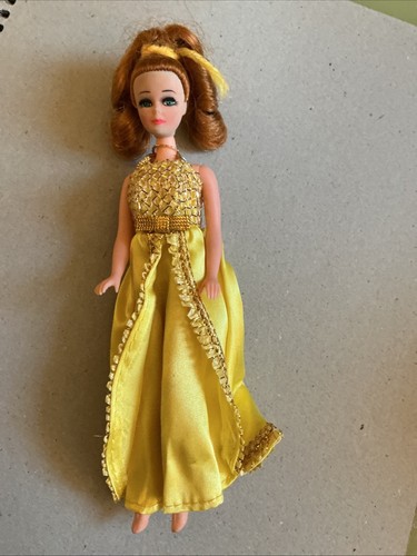 Topper Dawn Modeling Agency Daphne Doll Vintage 1970s in outfit | eBay
