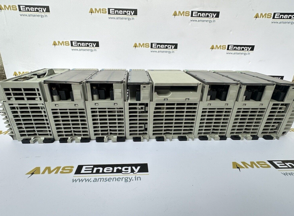 ALLEN BRADLEY COMPACTLOGIX 1769-L32E RACK PB4, IQ32, IQ16, OB32, OB16 ...