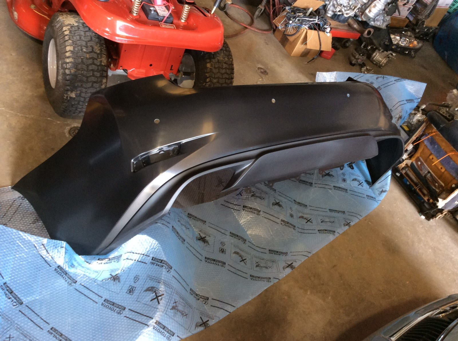 2013 2014 2015 2016 Lexus ES350 Bumper Cover REAR OEM 52159-0A905 ...